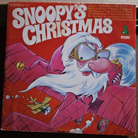 Media | Snoopys Christmas Vinyl Record | Poshmark
